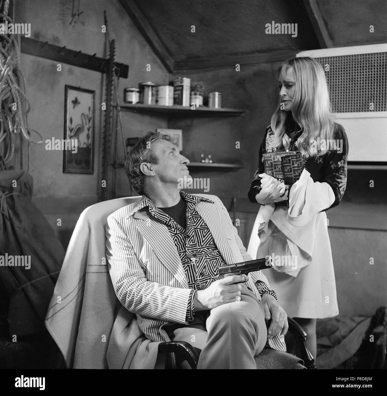 Fear is the Key (1972) Dolph Sweet, Suzy Kendall, Date: 1972 Stock ...