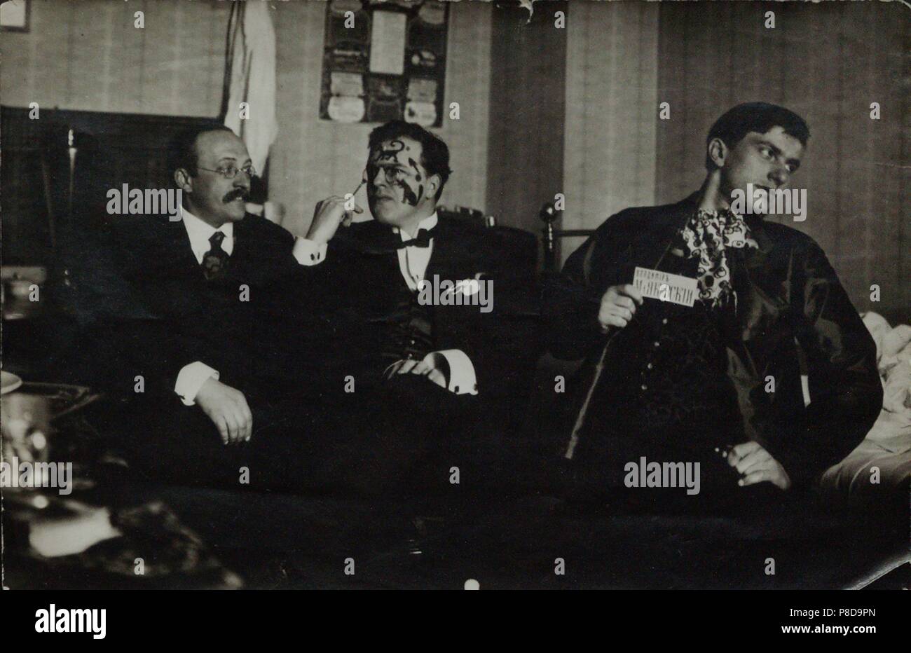 Vladimir Mayakovsky (right) with David Burlyuk (center) and Andrei ...