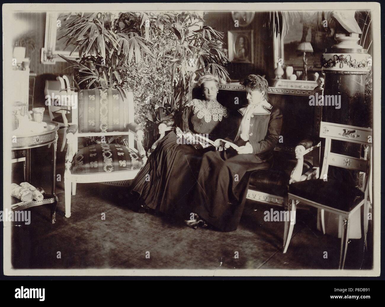 Princess Zinaida Yusupova and Grand Duchess Elizaveta Fyodorovna ...