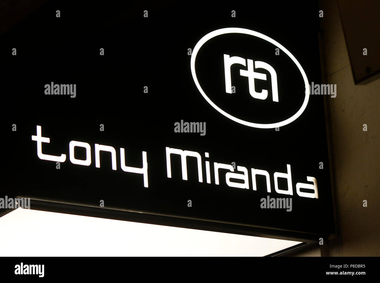 Tony miranda hi-res stock photography and images - Alamy