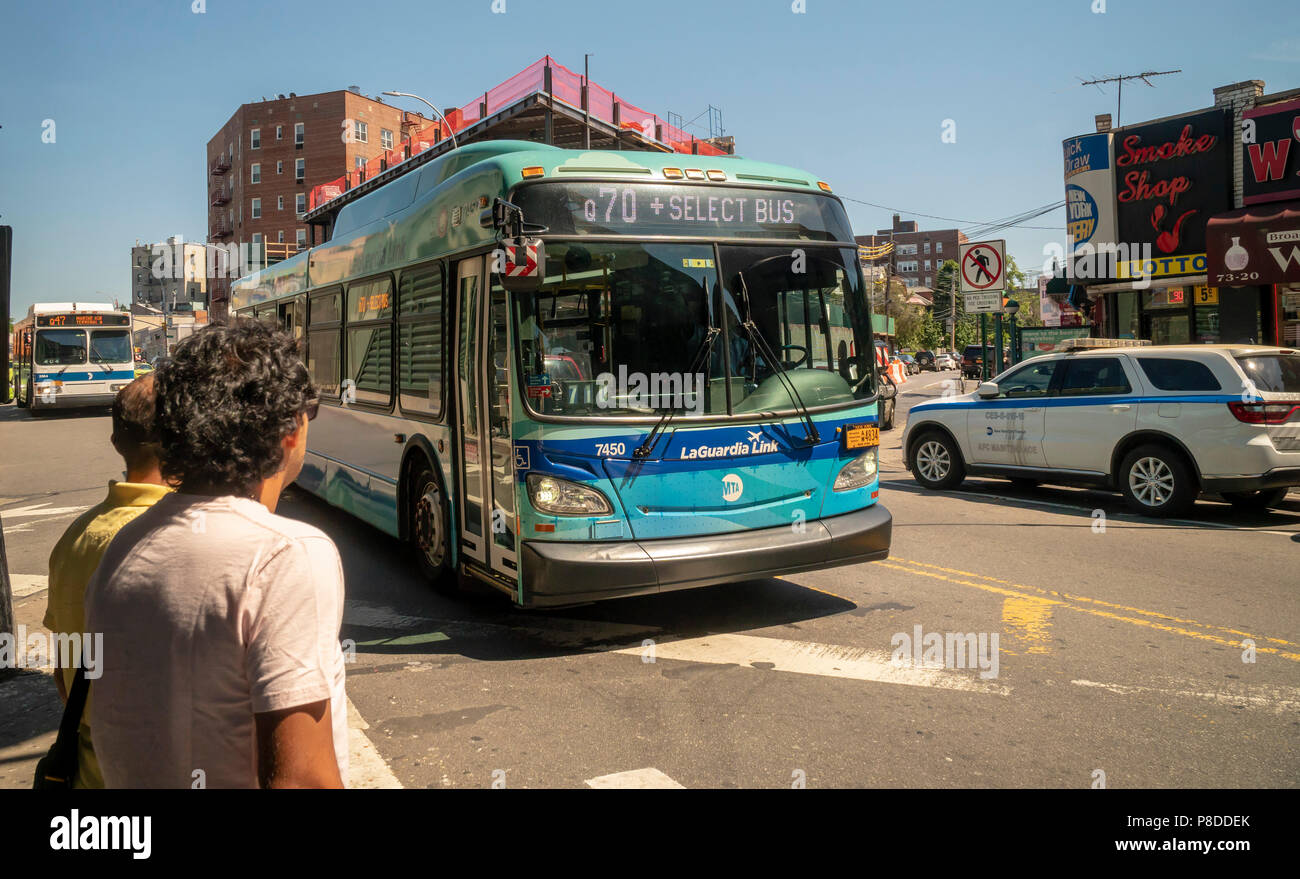 Long mta bus hi-res stock photography and images - Alamy