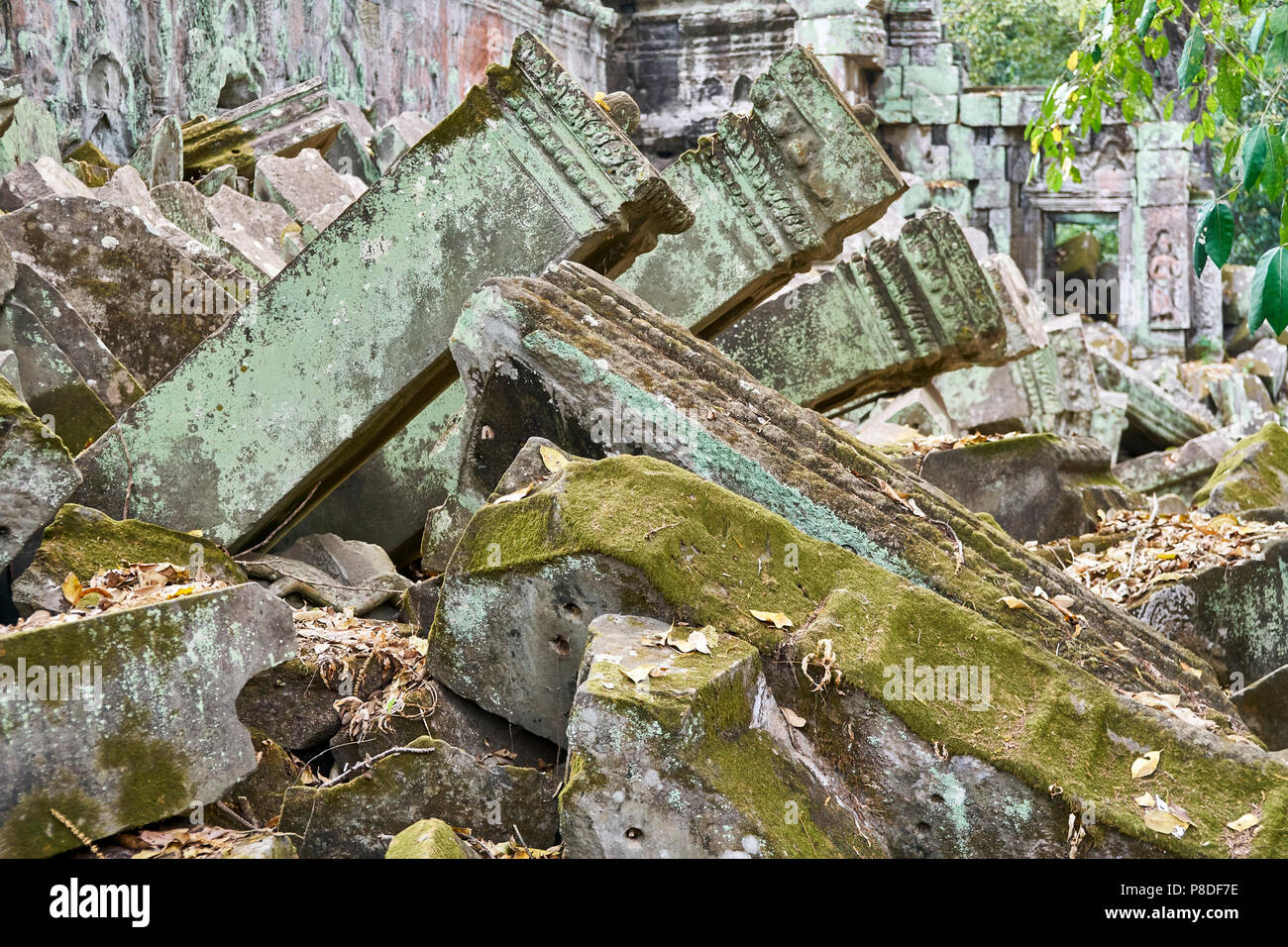Collapsed temples hi-res stock photography and images - Alamy