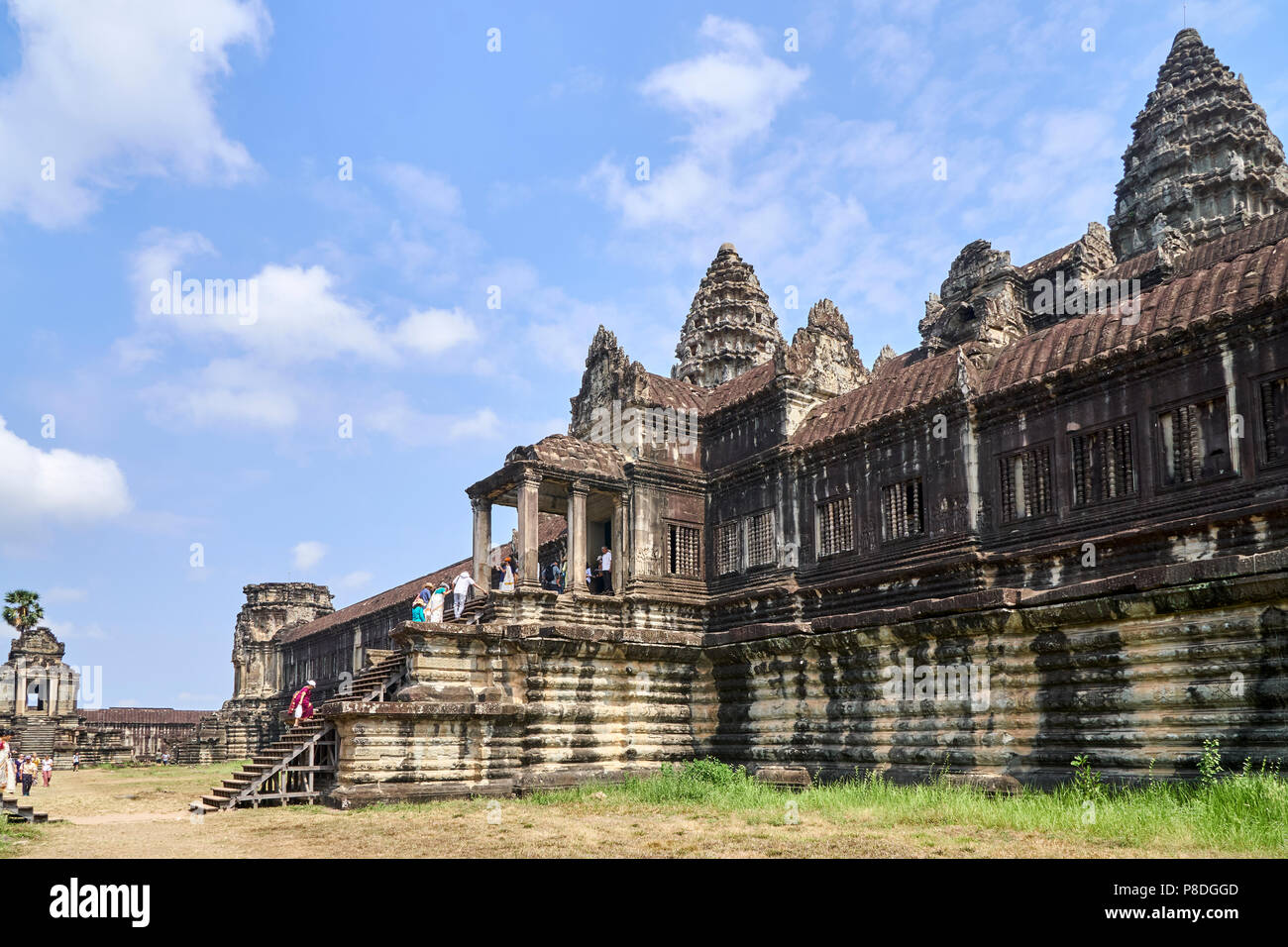 Angkorian architecture hi-res stock photography and images - Alamy