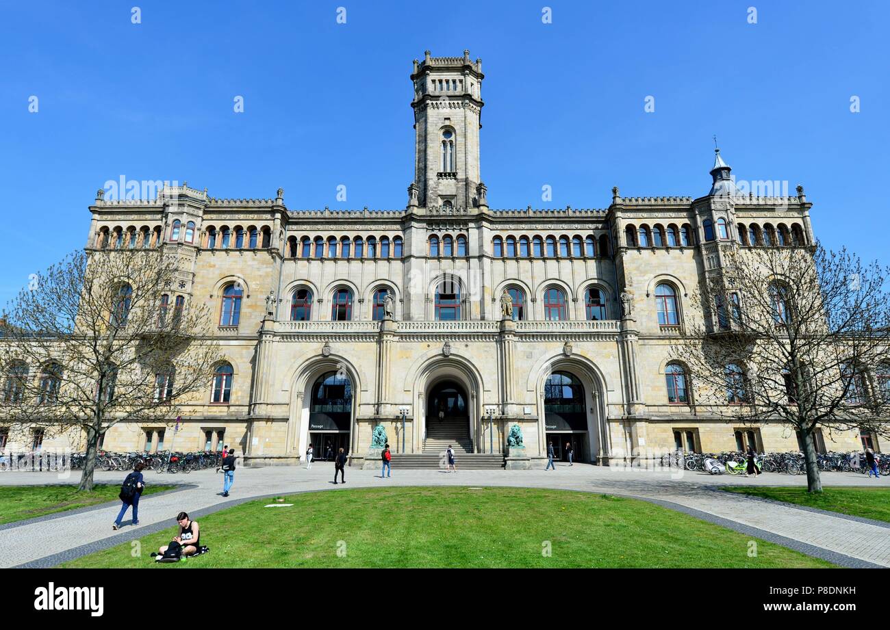 The welf castle, main building of the Leibniz university in Hanover ...