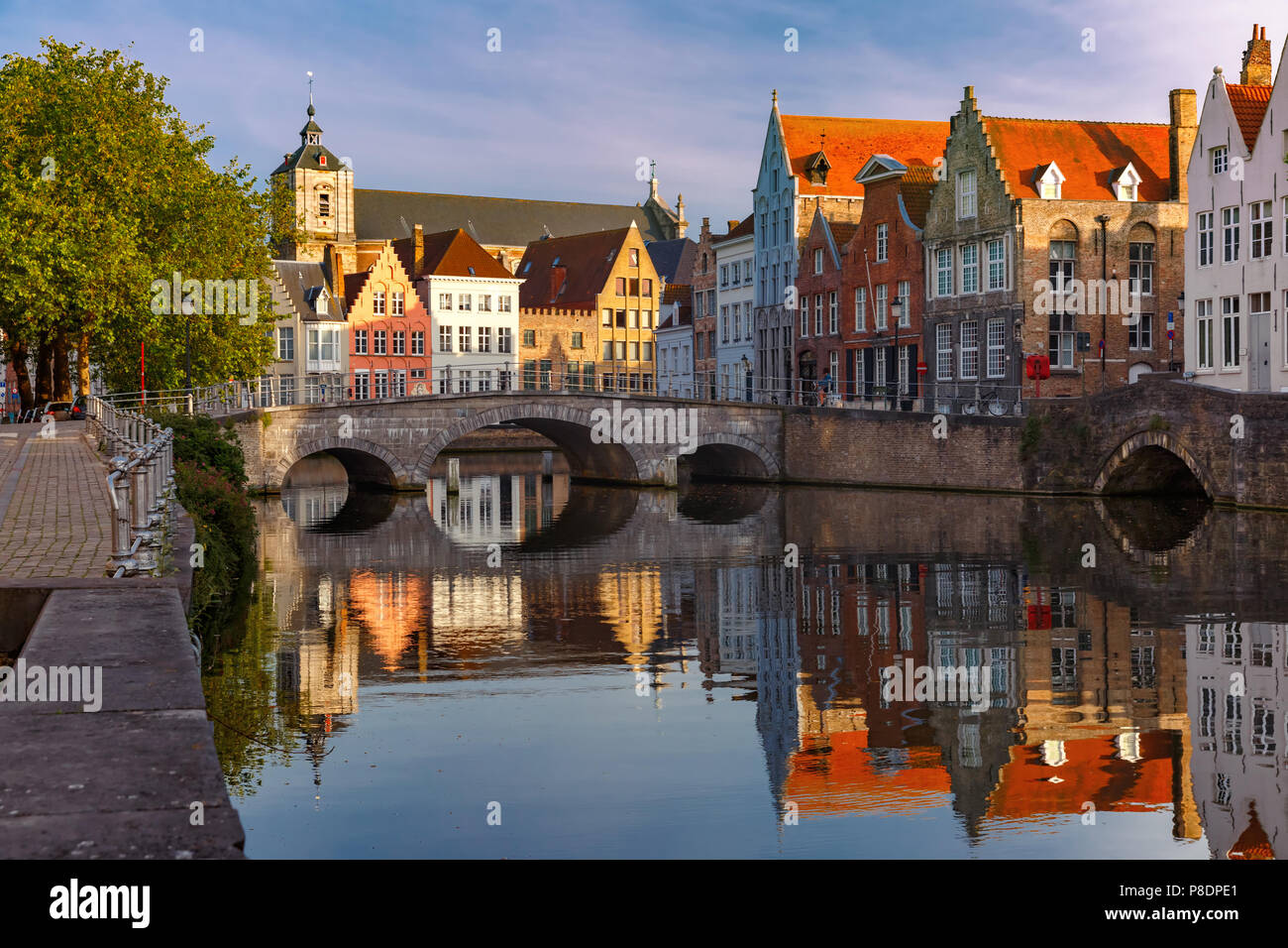 Night Bruges canal and bridge, Belgium Stock Photo - Alamy