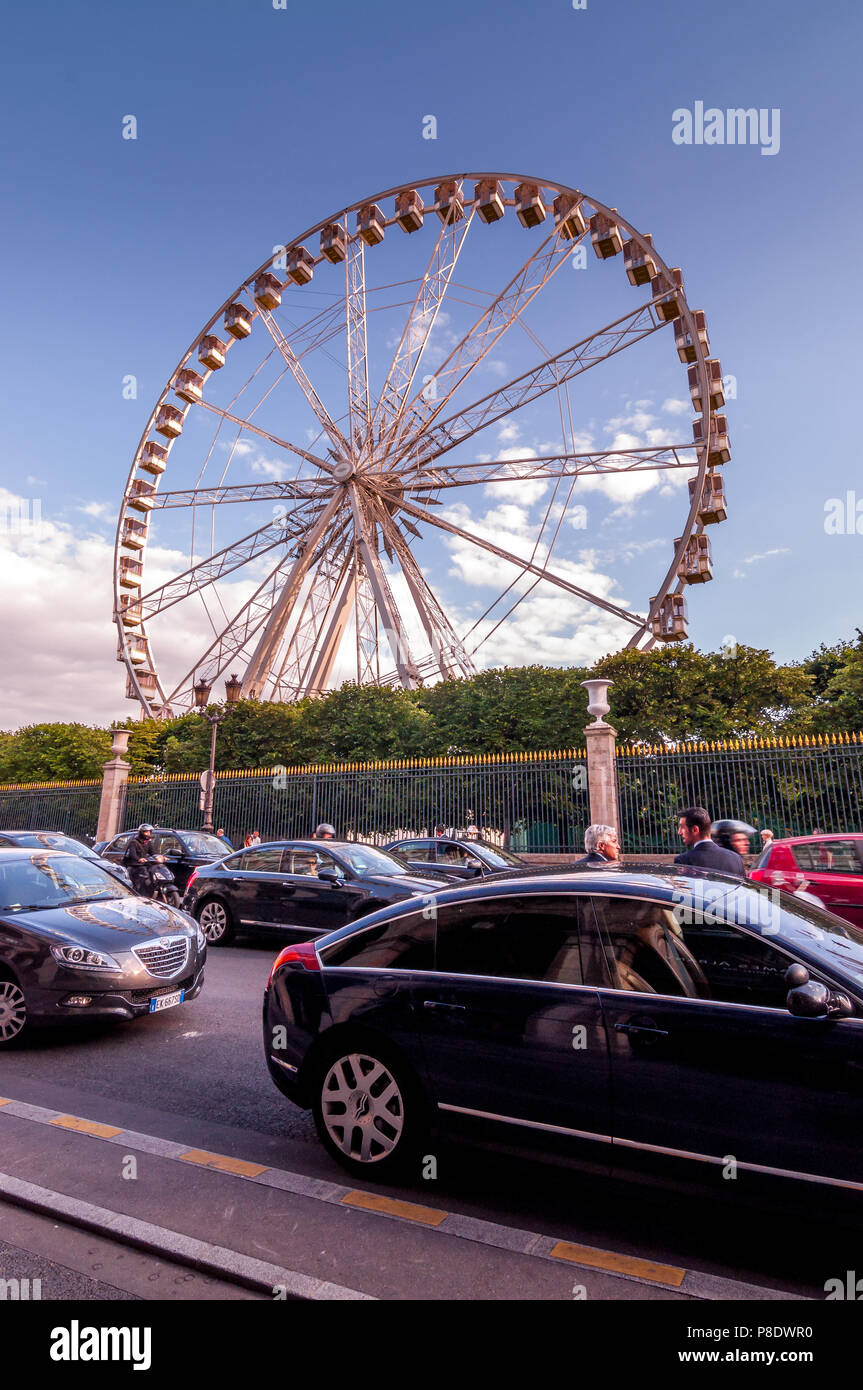 The Roue de Paris, Farris Wheel in Paris France Stock Photo - Alamy