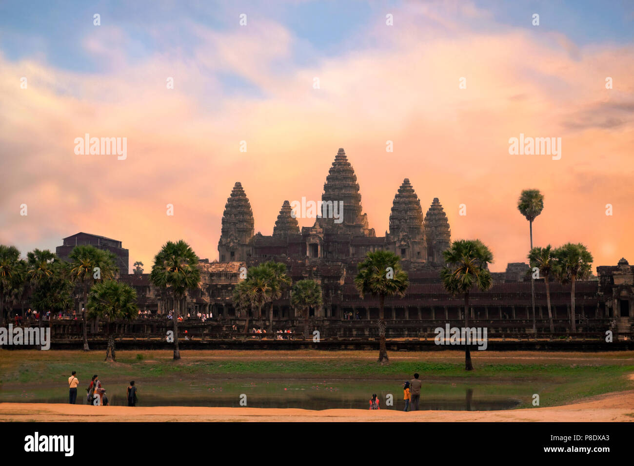 Angkor Wat Buddhist temple in Siem Reap, Cambodia Stock Photo - Alamy