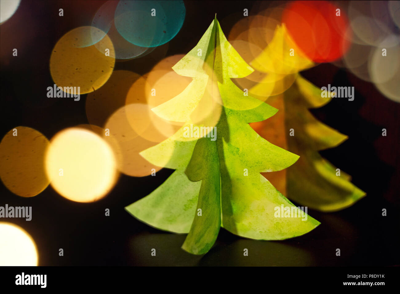 Merry christmas and happy new year greeting card with bokeh effect. New ...
