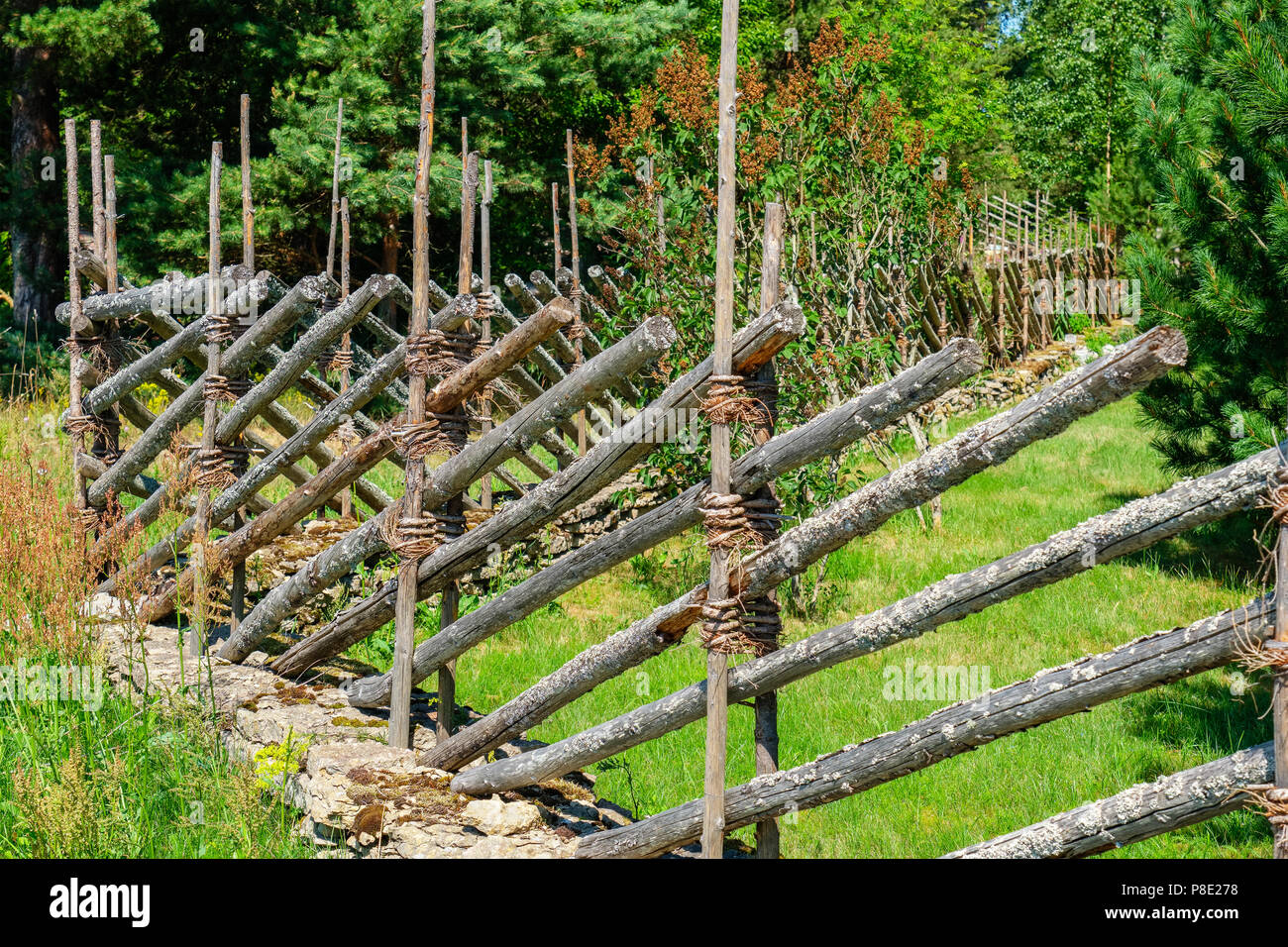 Roundpole Fence High Resolution Stock Photography and Images - Alamy