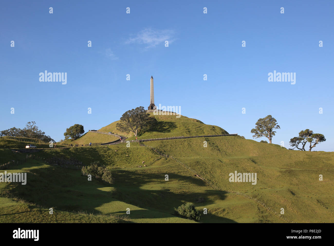 One tree hill new zealand hi-res stock photography and images - Alamy