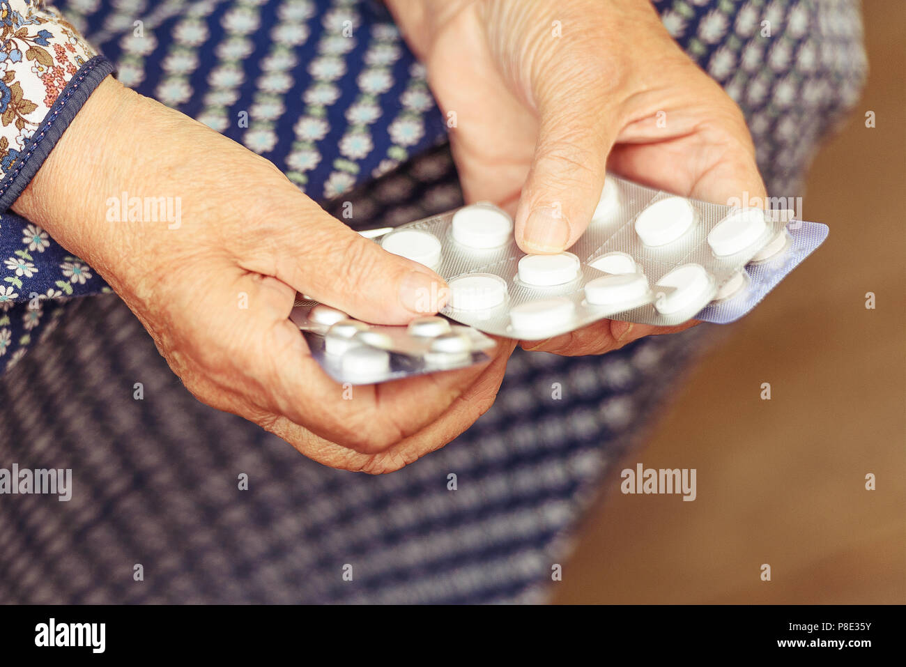 Pills, old age and the concept of health - pills in the hands of the ...