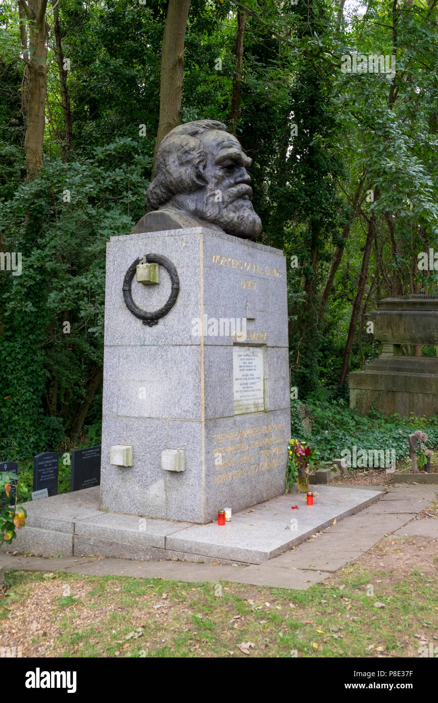 Karl marx grave hi-res stock photography and images - Alamy