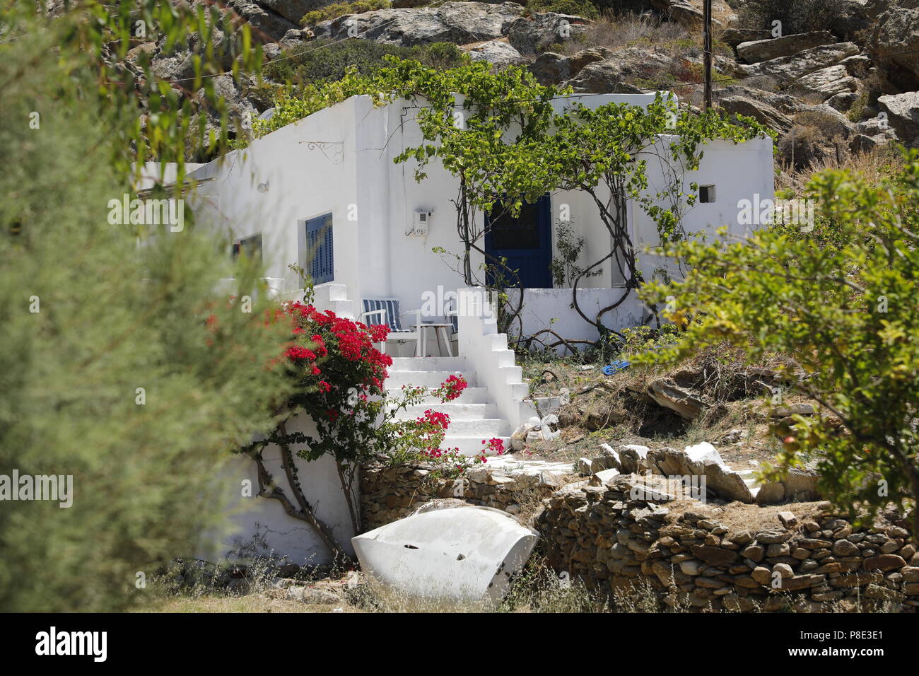 Ios greece party hi-res stock photography and images - Alamy