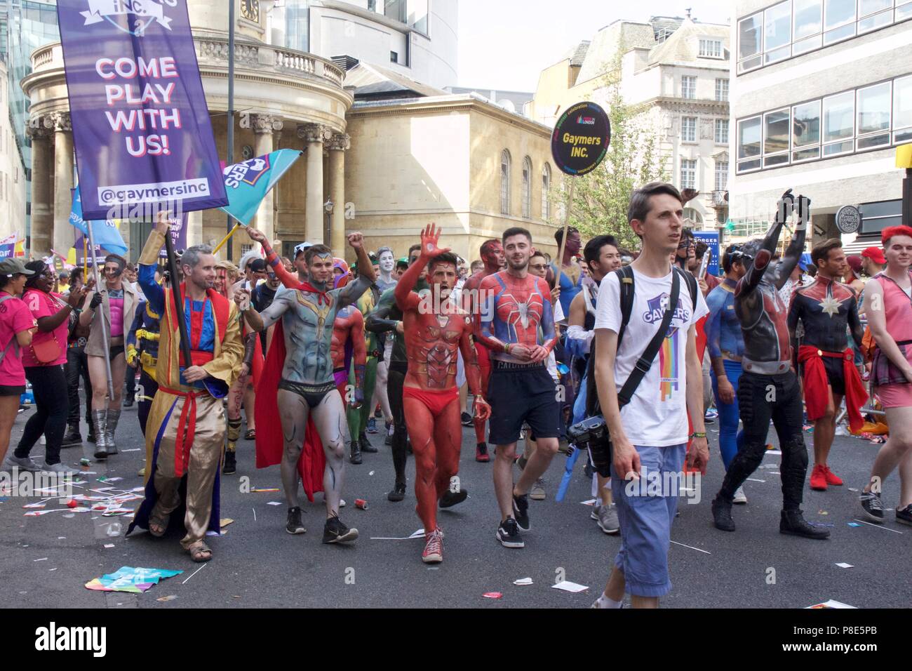 Gaymers hi-res stock photography and images - Alamy