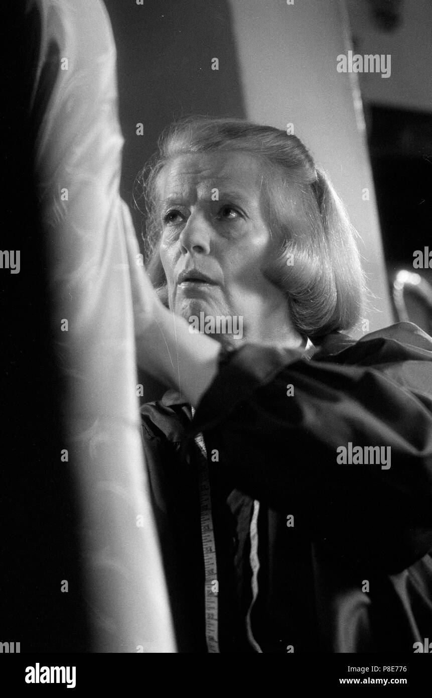 Kim stanley Black and White Stock Photos & Images - Alamy