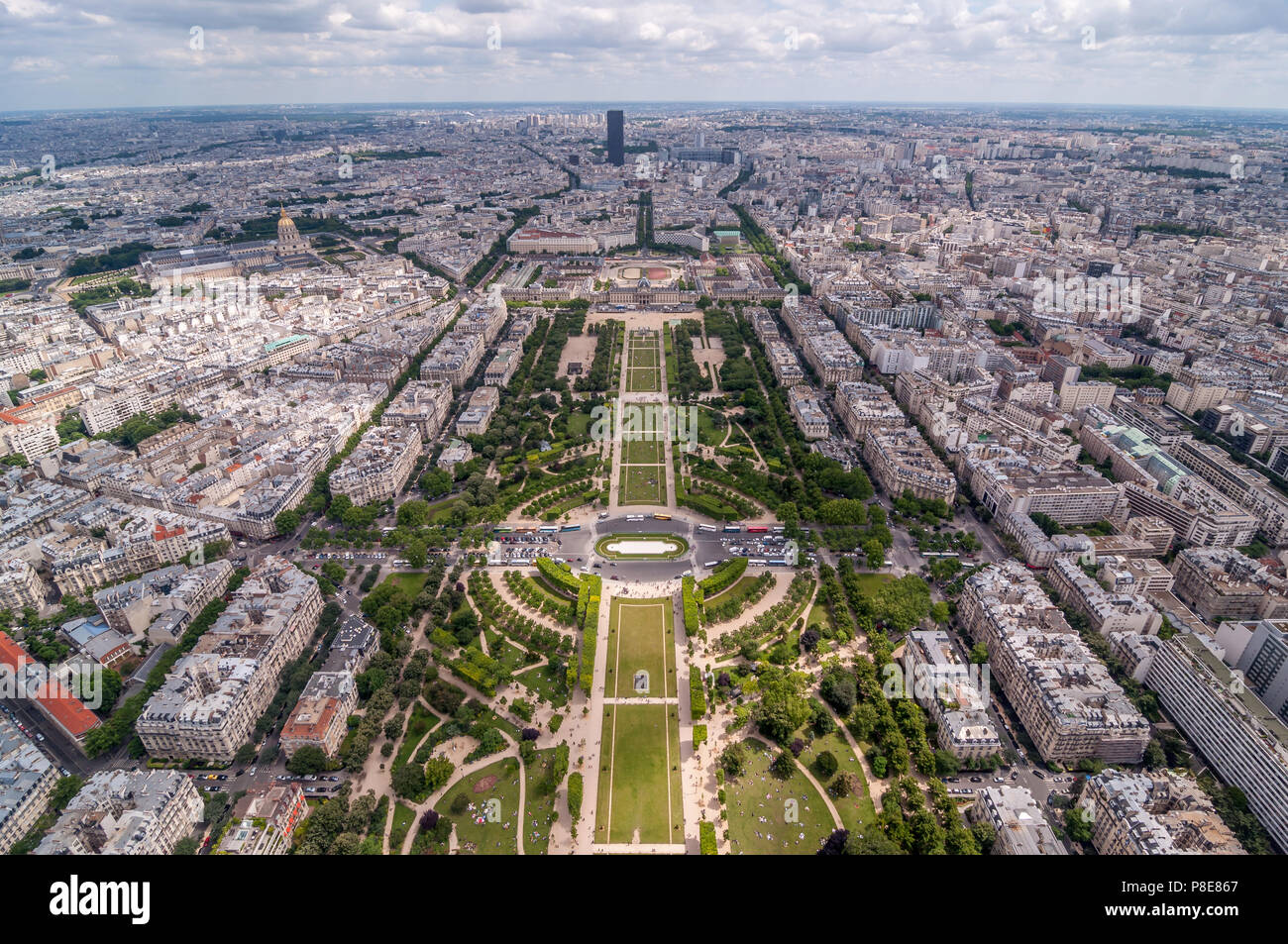 Eiffer tower hi-res stock photography and images - Alamy