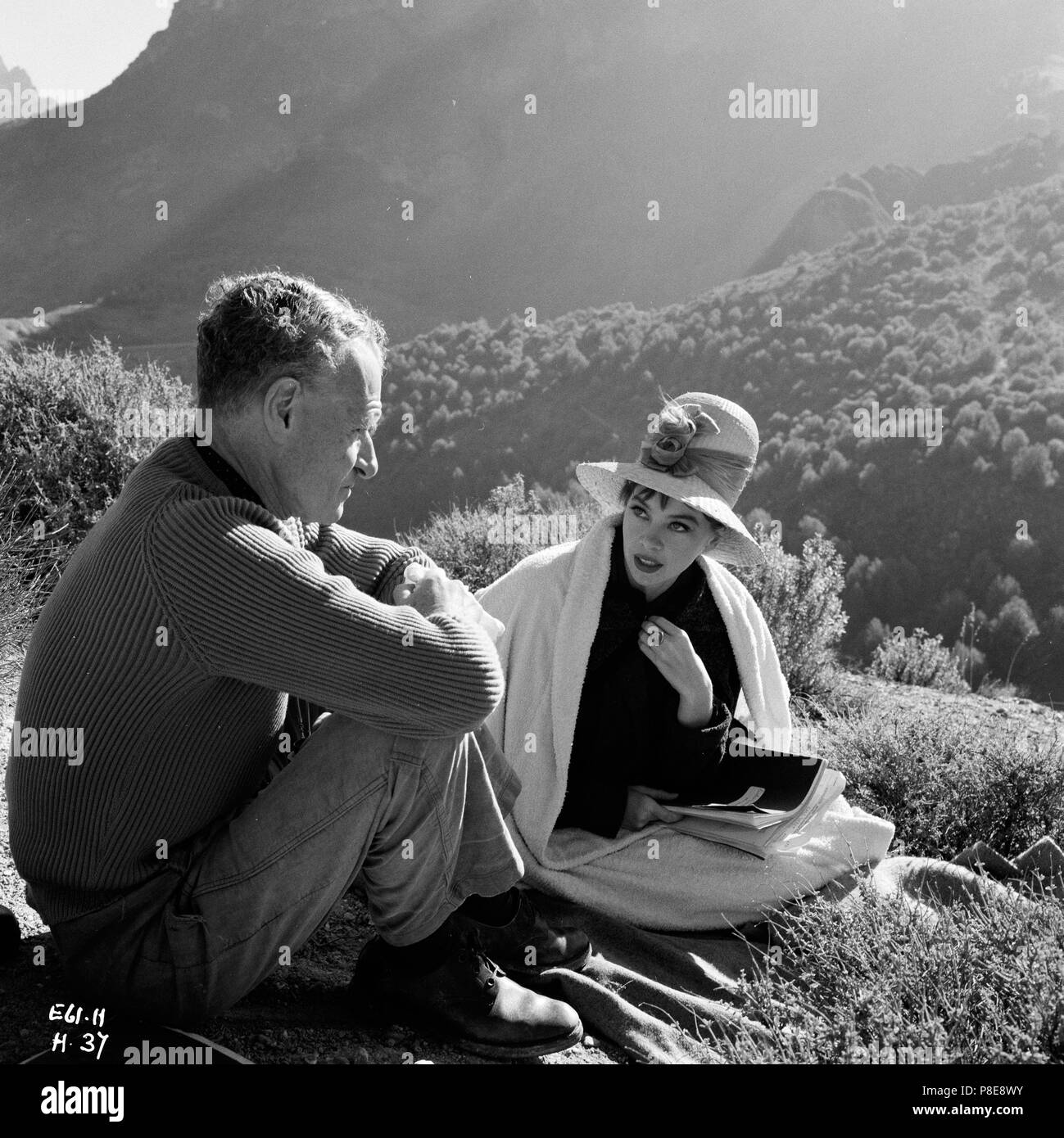 Guns of Darkness (1962) Leslie Caron, David Opatoshu, Film Director ...