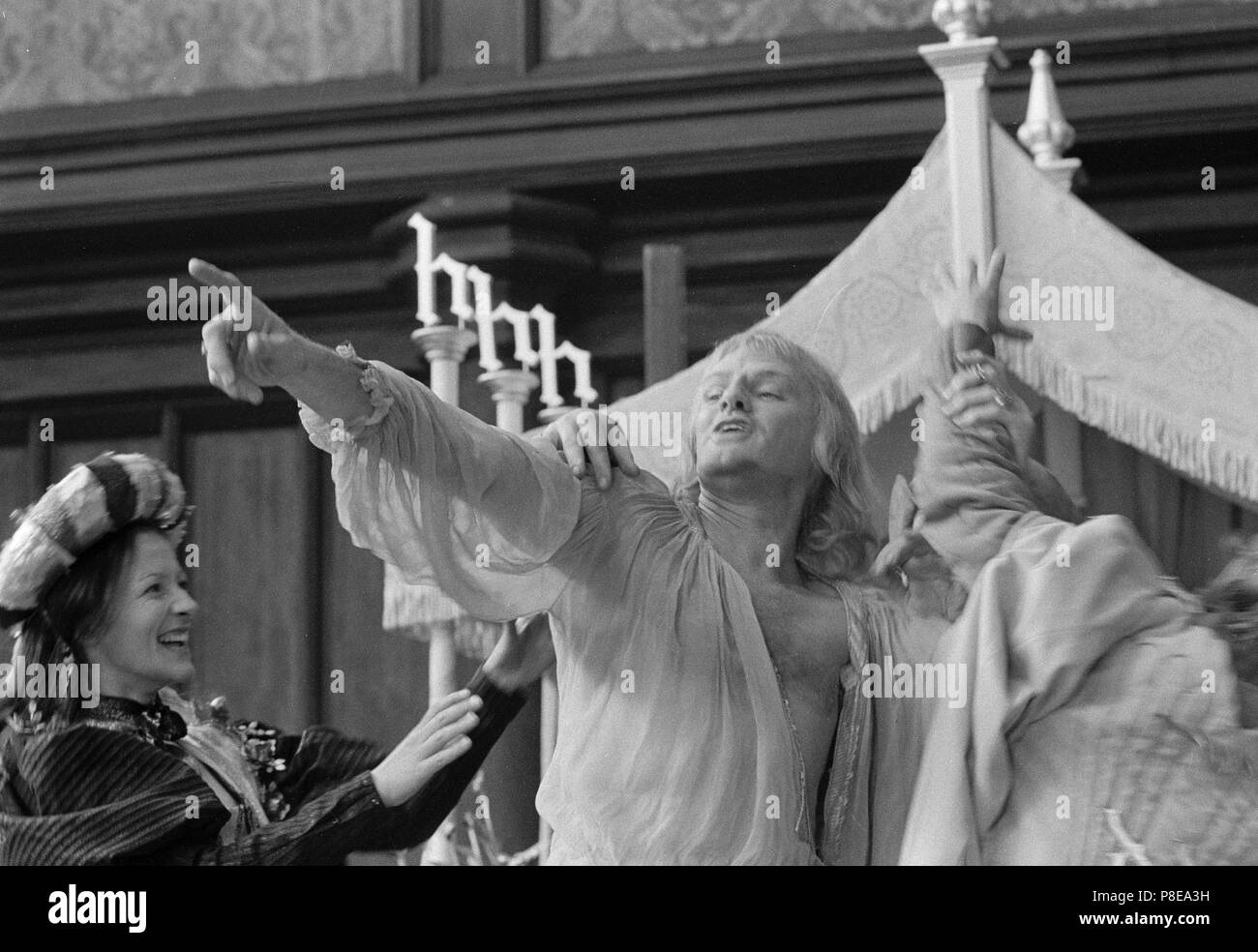 Henry VIII and his 6 wives (1972) Keith Michell, Date: 1972 Stock Photo ...