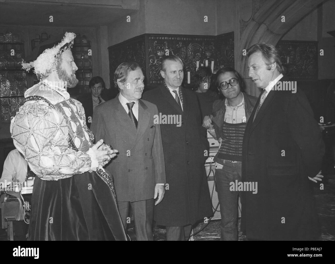 Henry VIII and his 6 wives (1972) Keith Michell, Date: 1972 Stock Photo ...