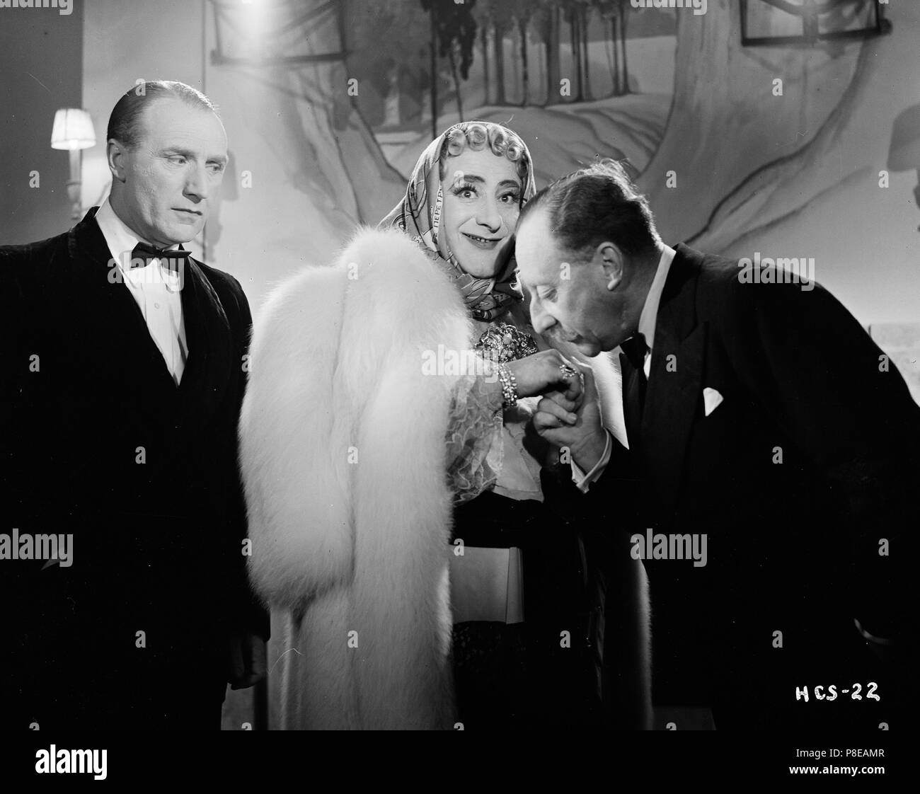 Here Comes the Sun (1946) Bud Flanagan, Chesney Allen, Joss Ambler ...