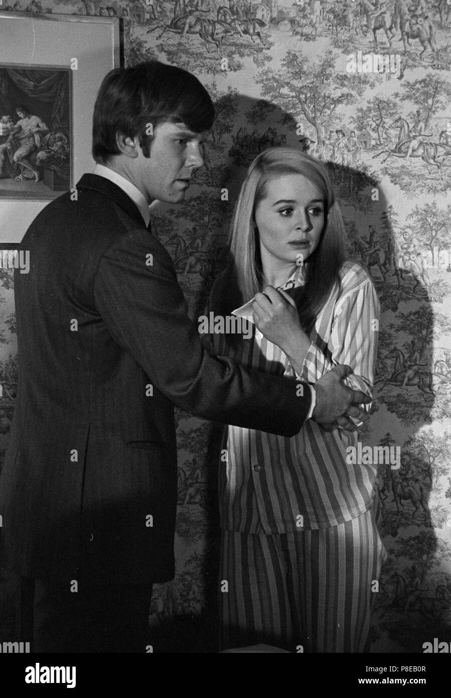 Hoffman (1970) Sinead Cusack, Jeremy Bullock, Date: 1970 Stock Photo ...