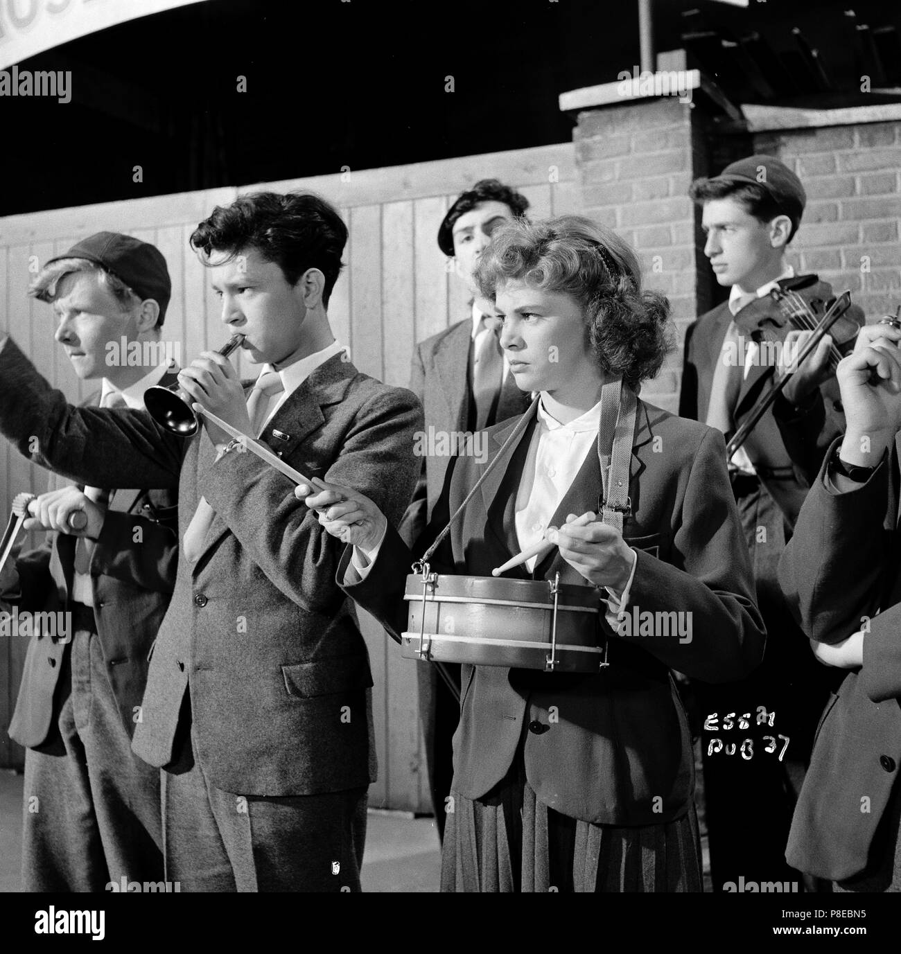 It's Great to be Young (1956) Jeremy Spenser, Dorothy Bromiley, Date ...