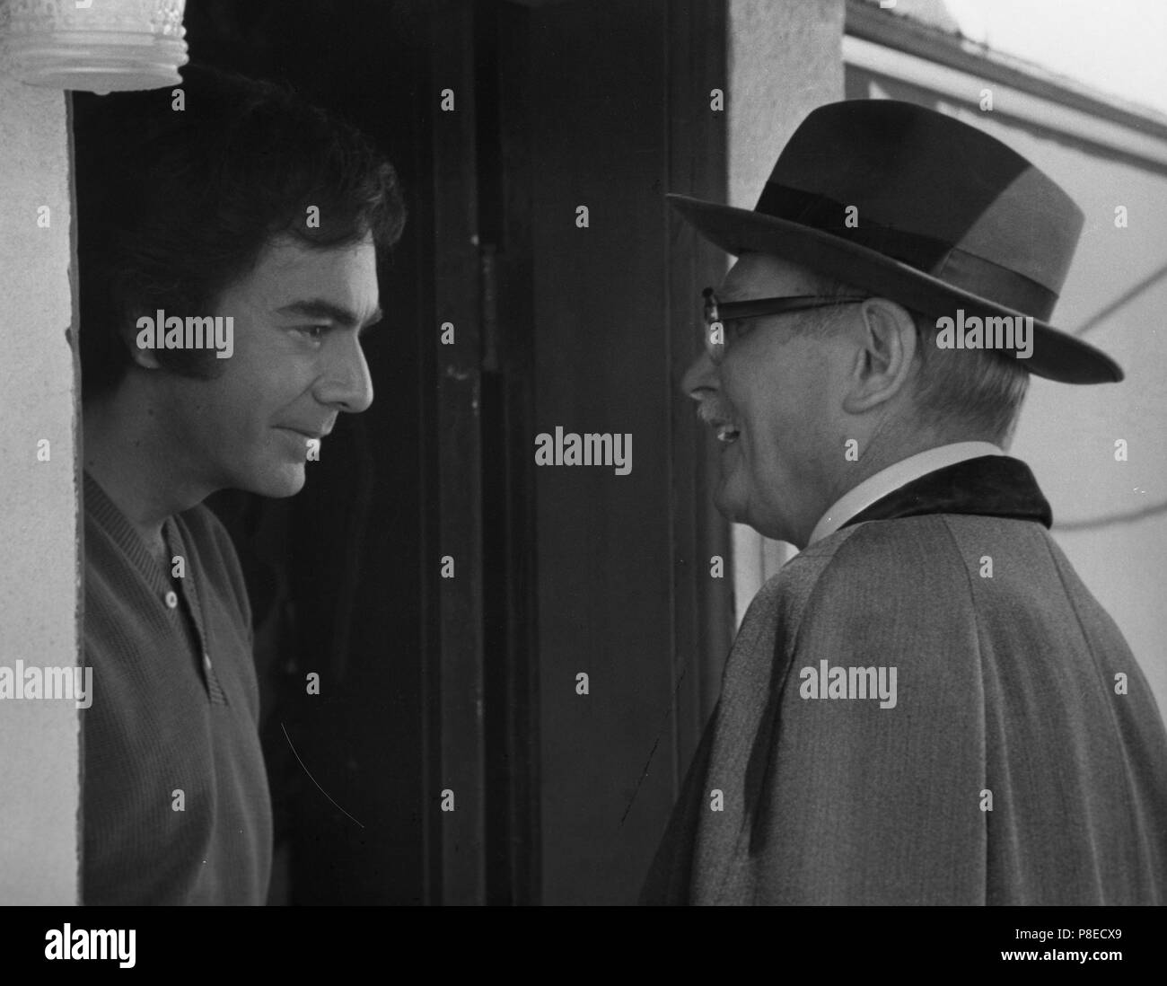 The Jazz Singer (1980) Neil Diamond, Laurence Olivier, Date: 1980 Stock ...