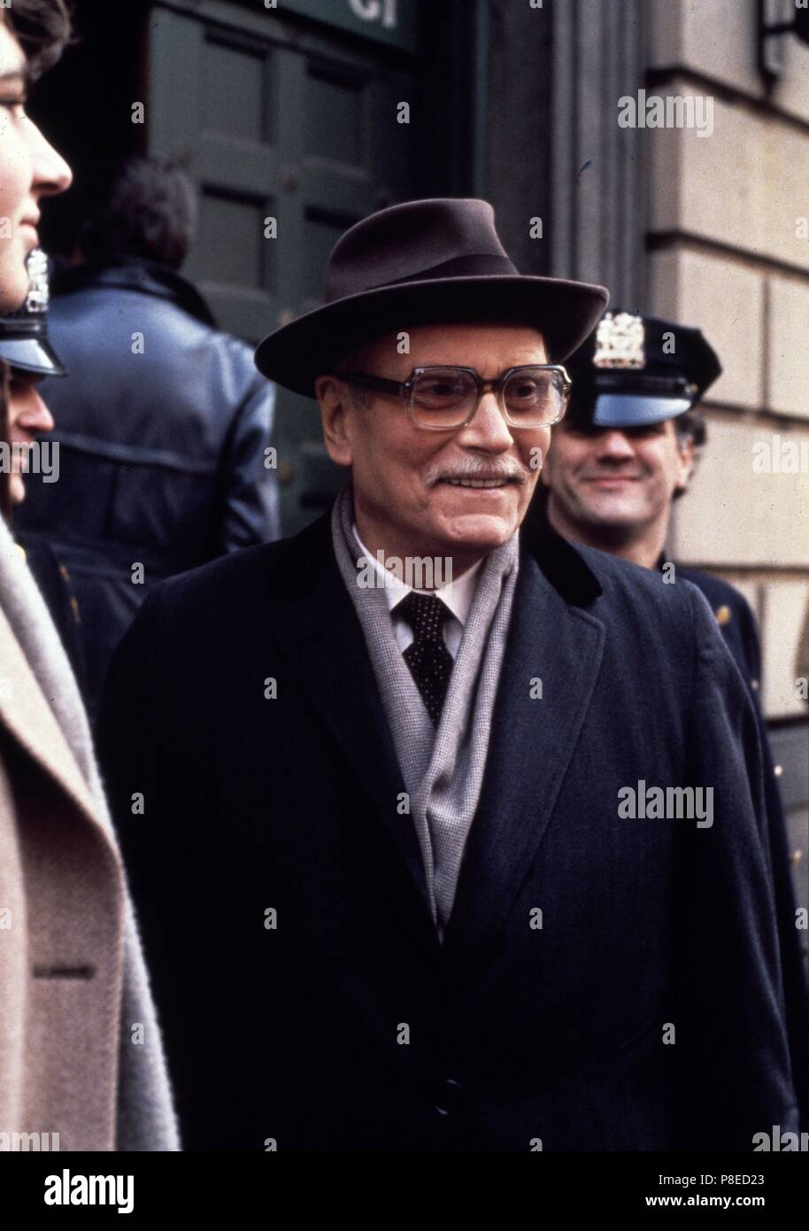 The jazz singer 1980 laurence olivier hi-res stock photography and ...