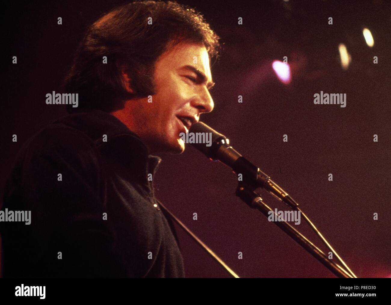 The jazz singer 1980 neil diamond hi-res stock photography and images ...