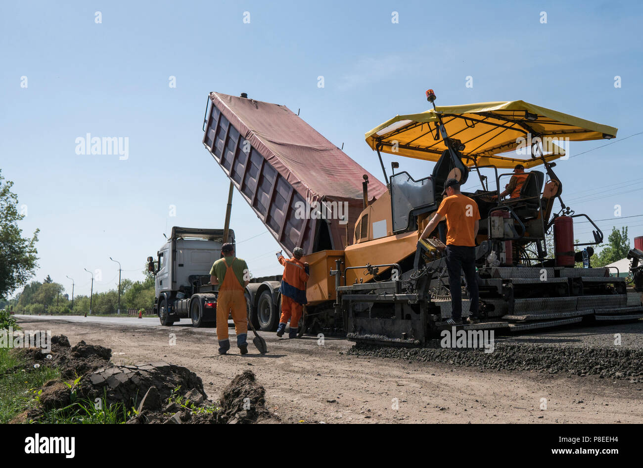 Asphalt placing machine hi-res stock photography and images - Alamy