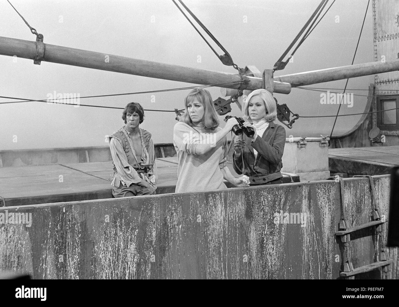 The Lost Continent (1968) Hildegard Knef, Suzanna Leigh, Date: 1968 ...