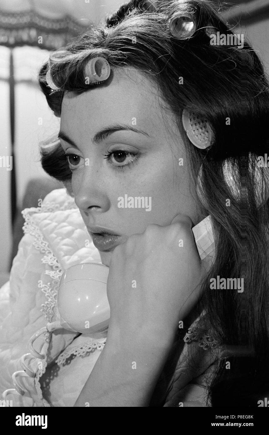 The Lovers (1973) Paula Wilcox, Date: 1973 Stock Photo - Alamy