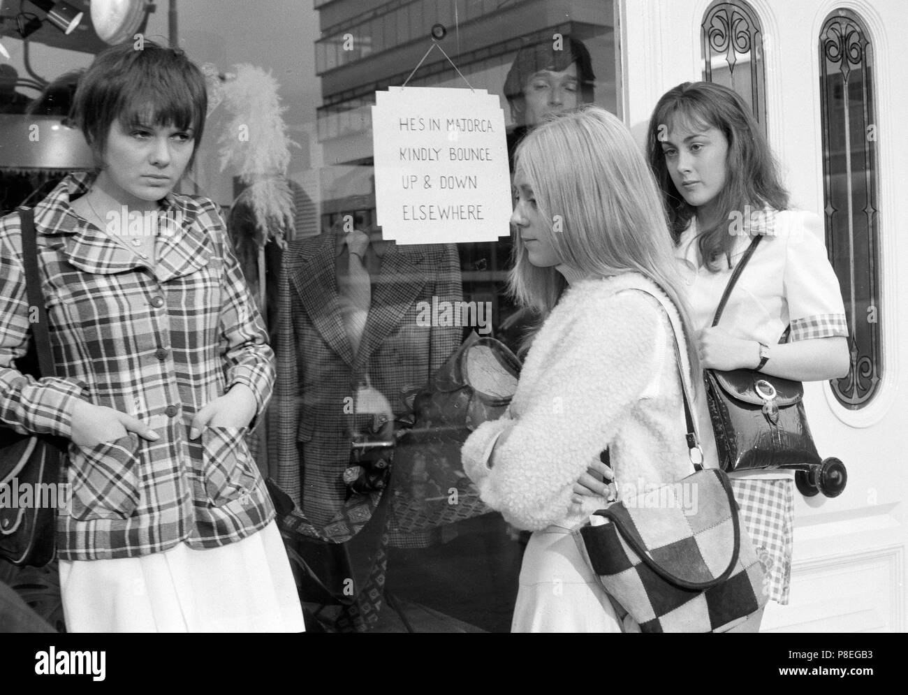 The lovers 1973 paula wilcox Black and White Stock Photos & Images - Alamy