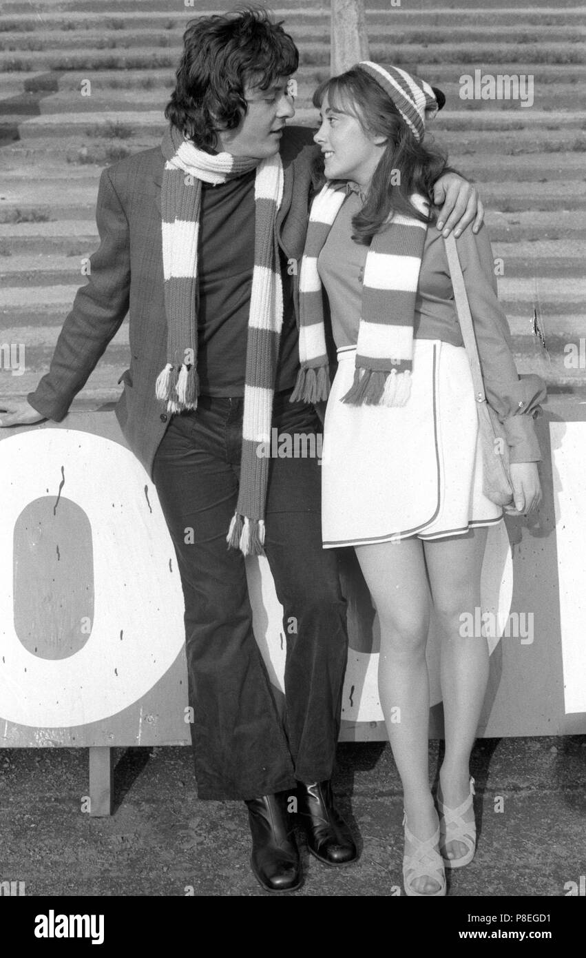 The Lovers (1973) Paula Wilcox, Richard Beckinsale, Date: 1973 Stock ...