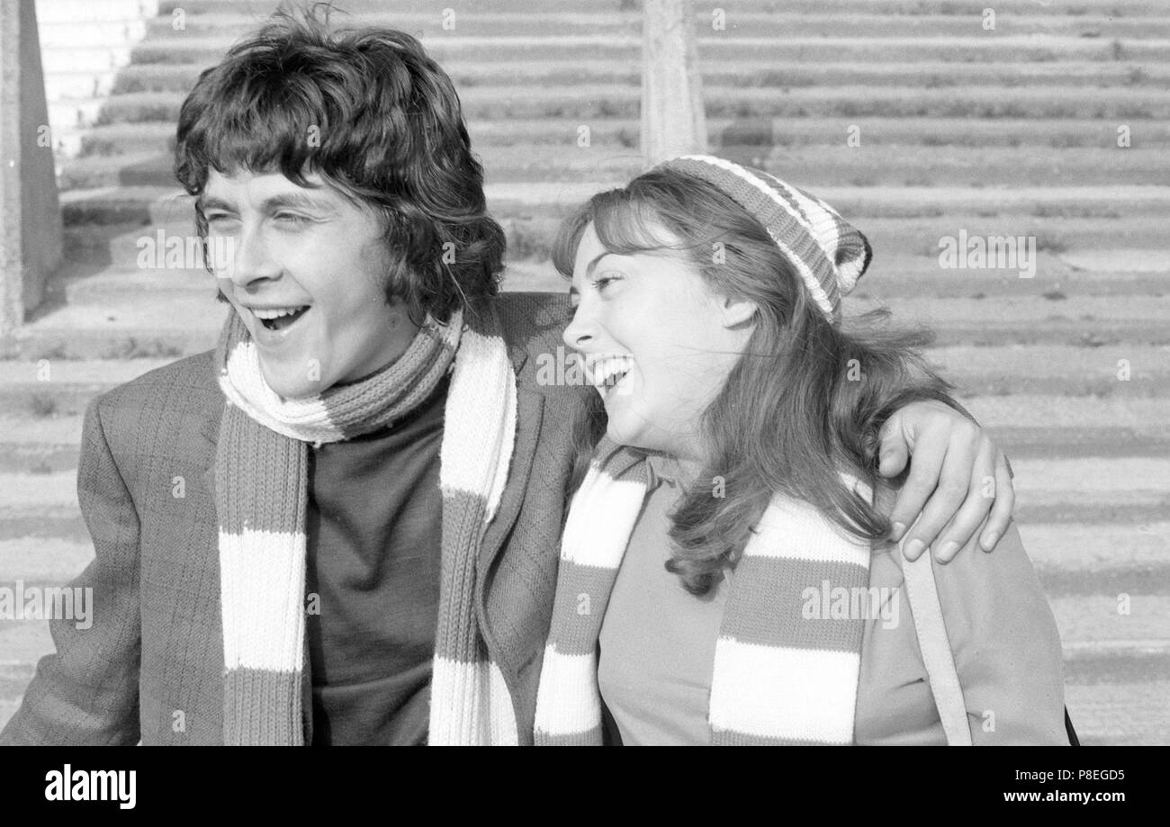 The Lovers (1973) Paula Wilcox, Richard Beckinsale, Date: 1973 Stock ...