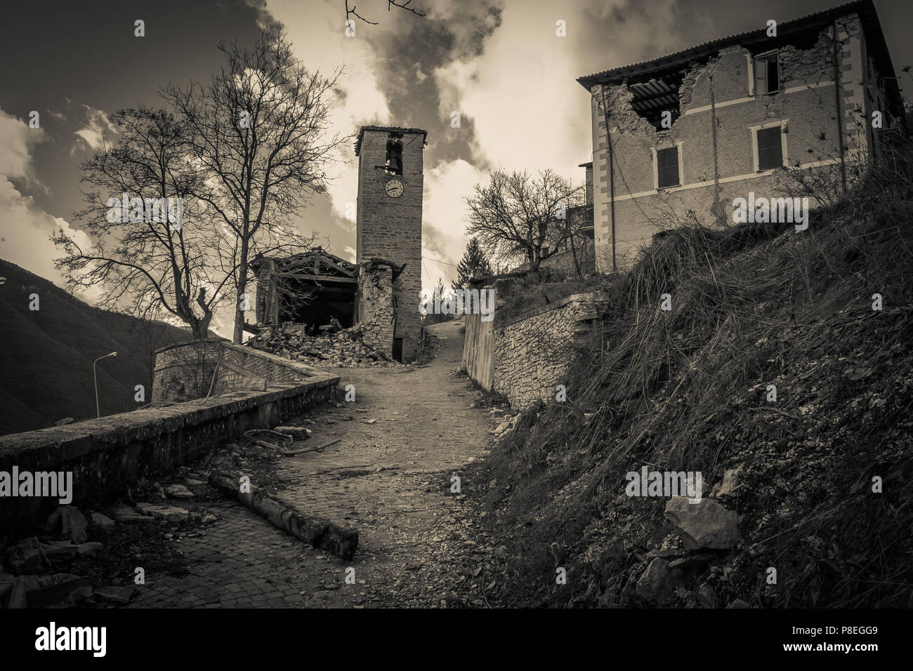 Old church destroyed by earthquake of central Italy Stock Photo - Alamy