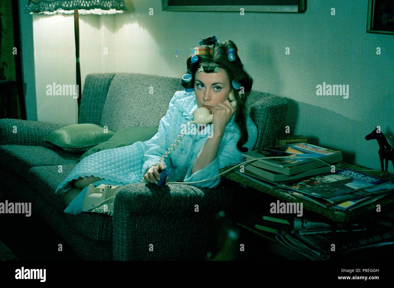 Paula wilcox 70s hi-res stock photography and images - Alamy