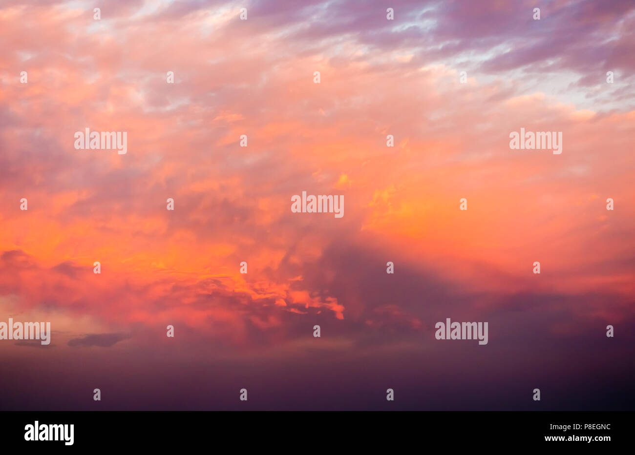 Magenta sunset hi-res stock photography and images - Alamy