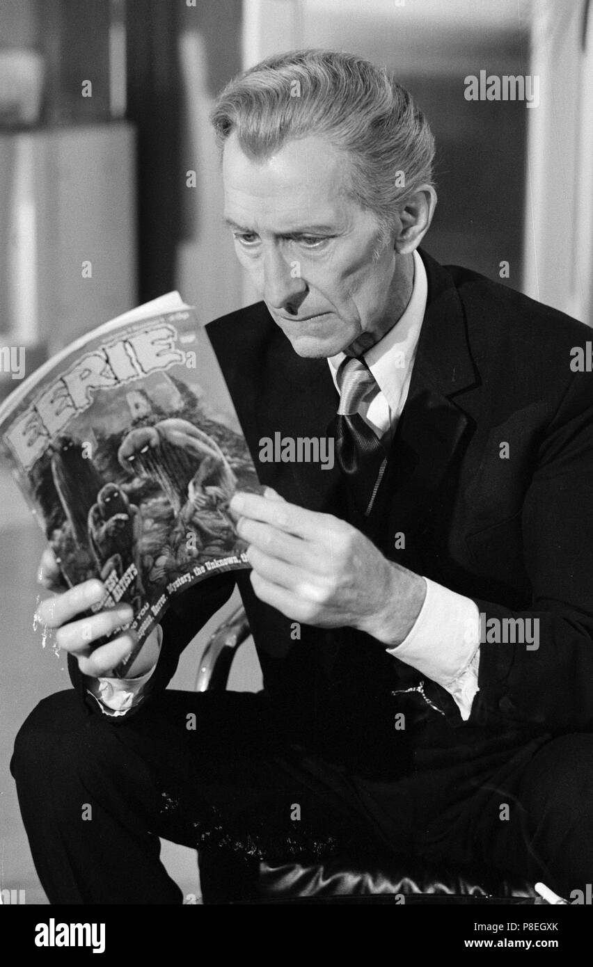 Peter cushing madhouse hi-res stock photography and images - Alamy