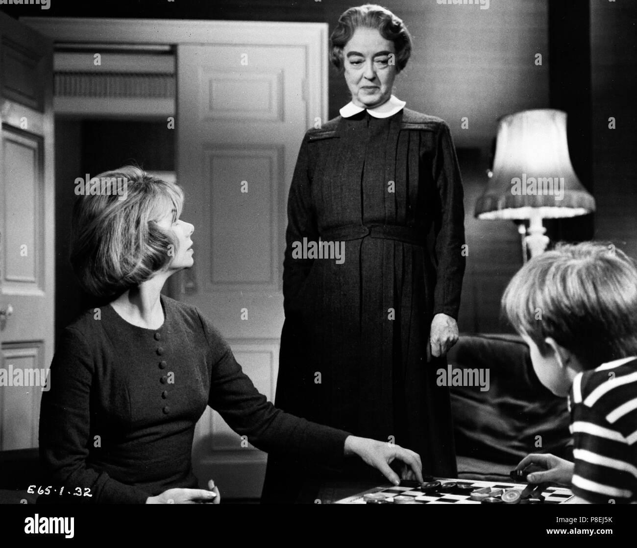 The nanny 1965 bette davis hi-res stock photography and images - Alamy