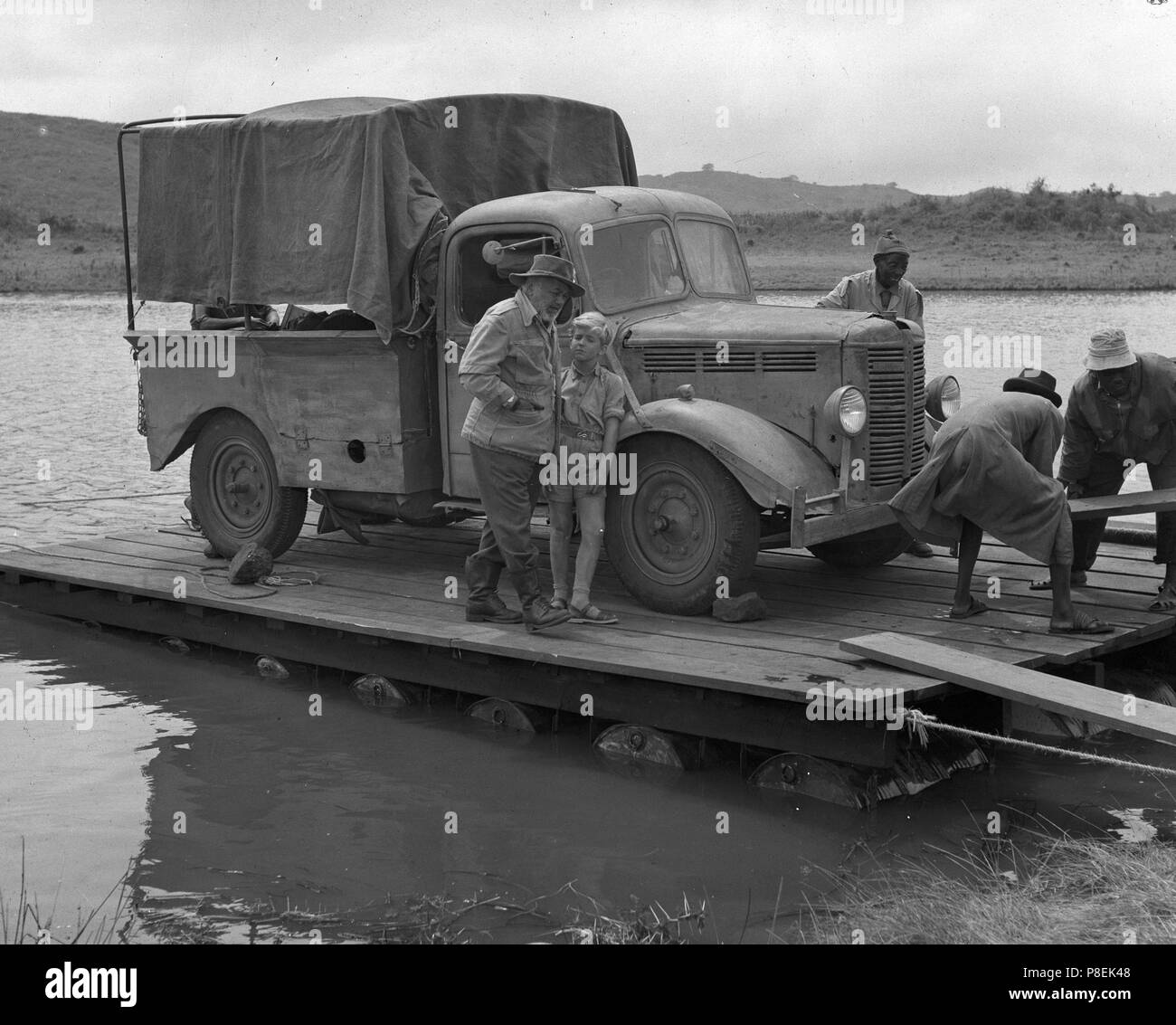 Sammy going south 1963 edward g robinson hi-res stock photography and ...