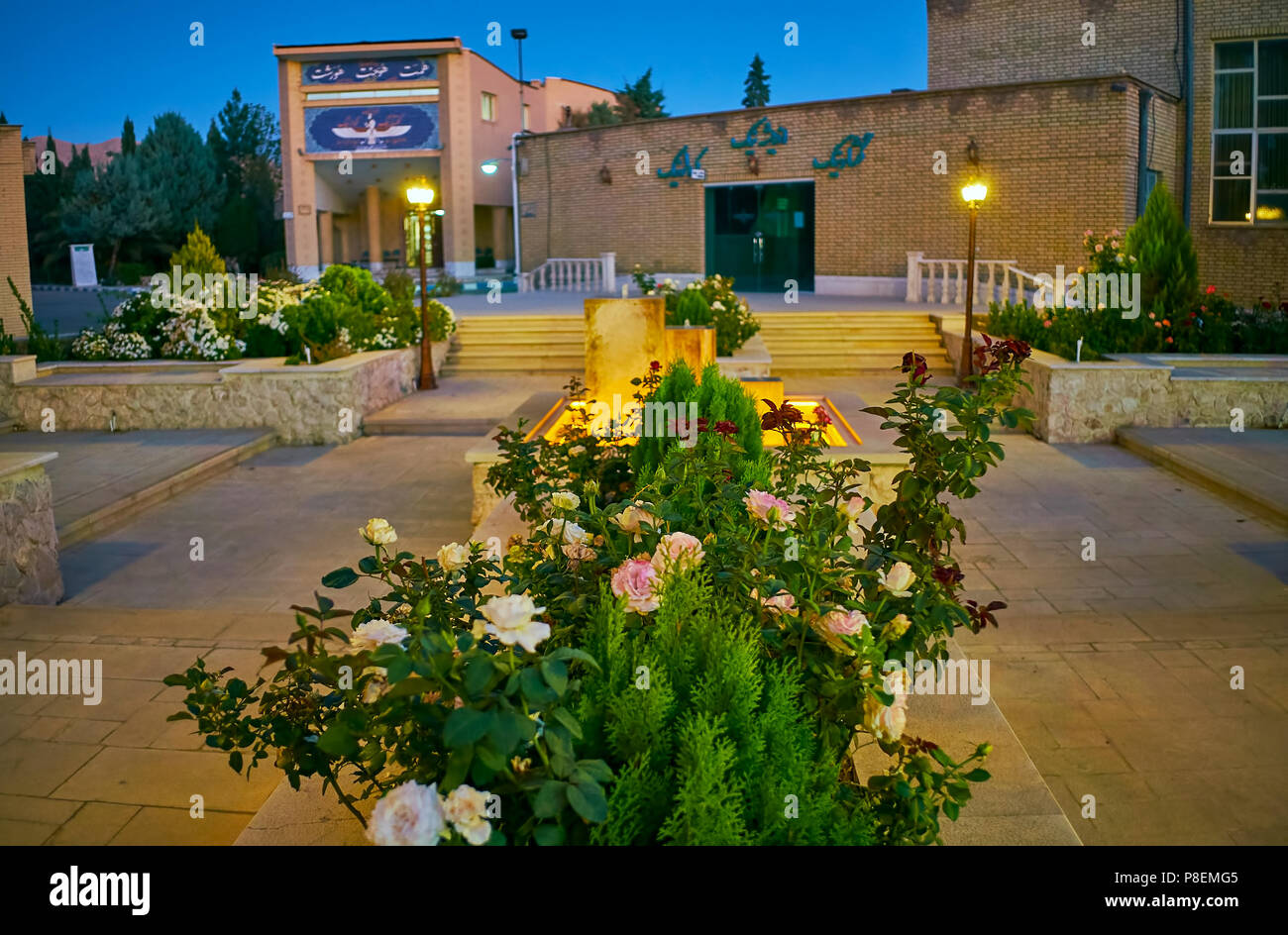 KERMAN, IRAN - OCTOBER 16, 2017: The roses in flower beds of ...