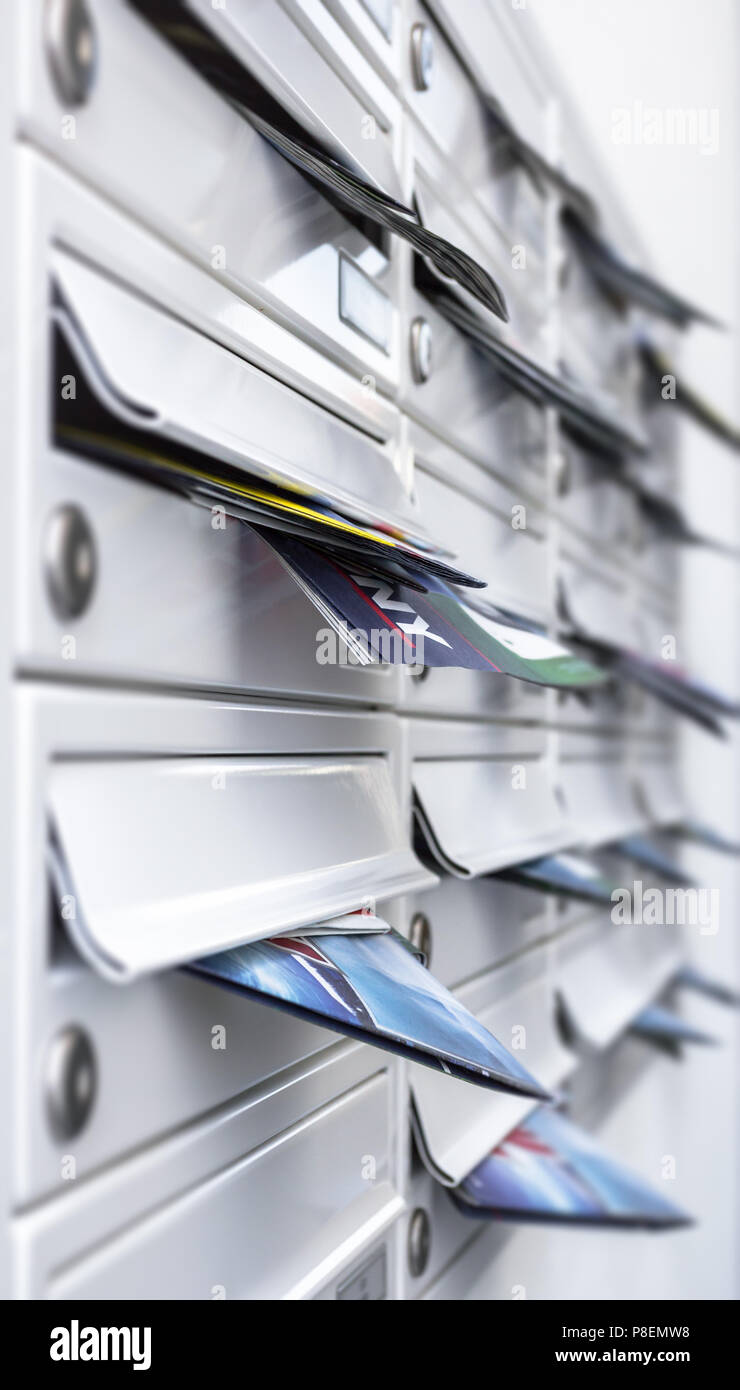 Junk mail leaflets flyers hi-res stock photography and images - Alamy