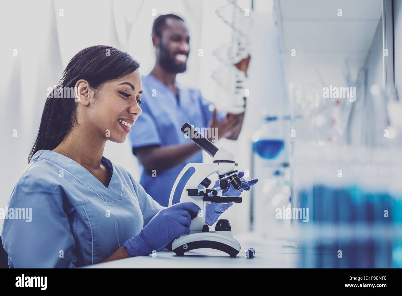 Chemist uniform hi-res stock photography and images - Alamy