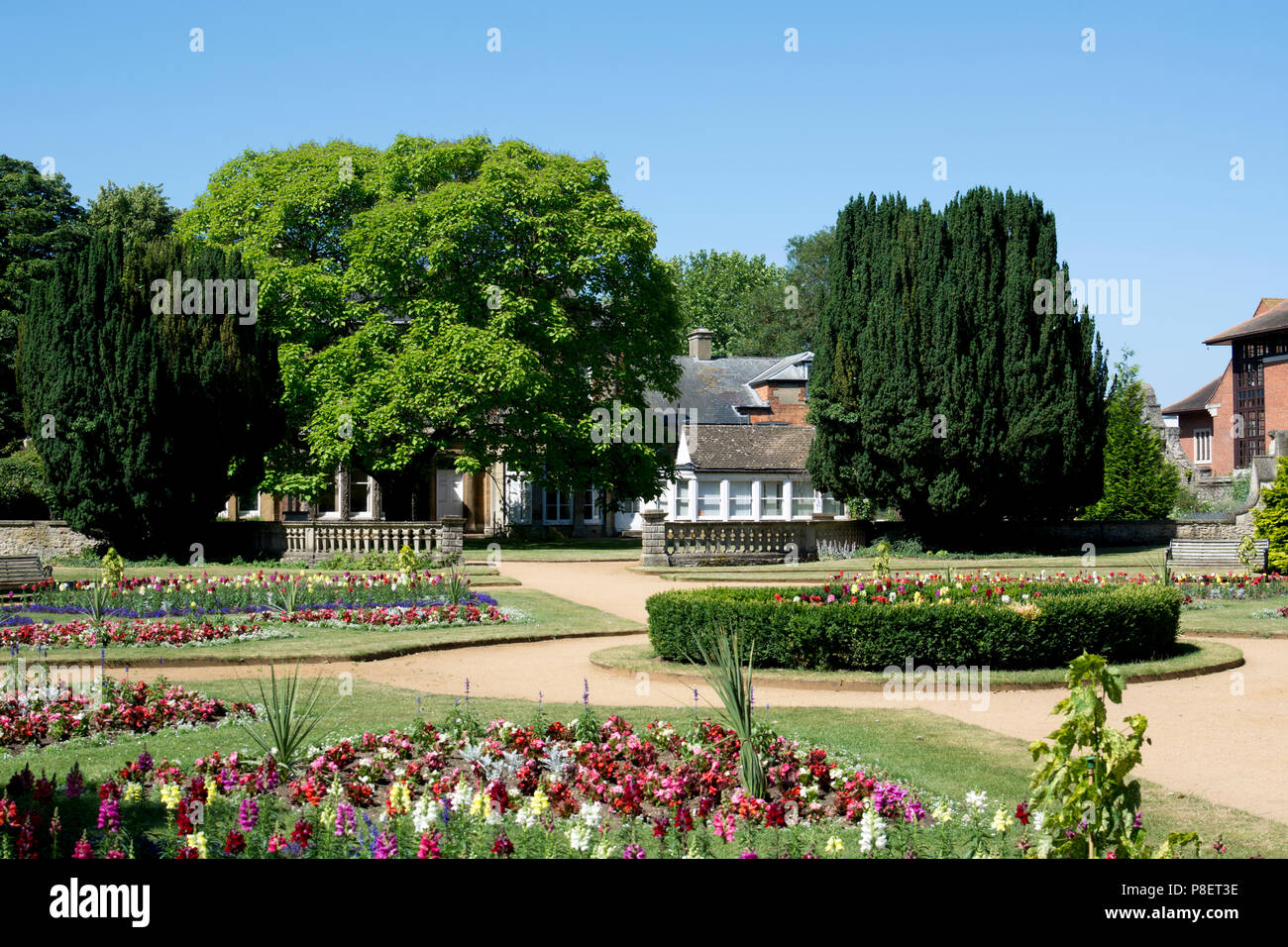 Abbey Gardens Abingdon High Resolution Stock Photography and Images - Alamy
