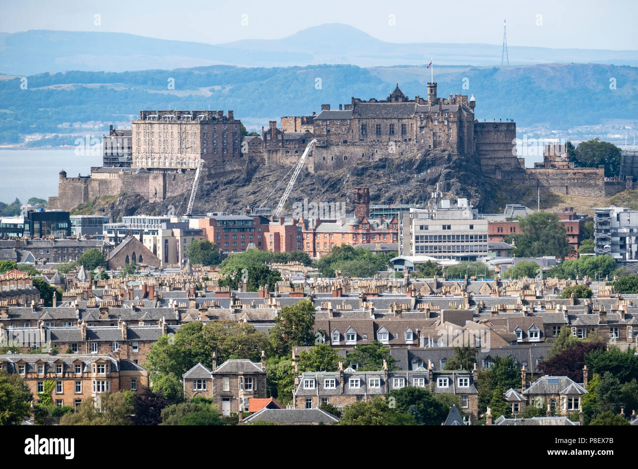 View edinburgh city castle hi-res stock photography and images - Alamy