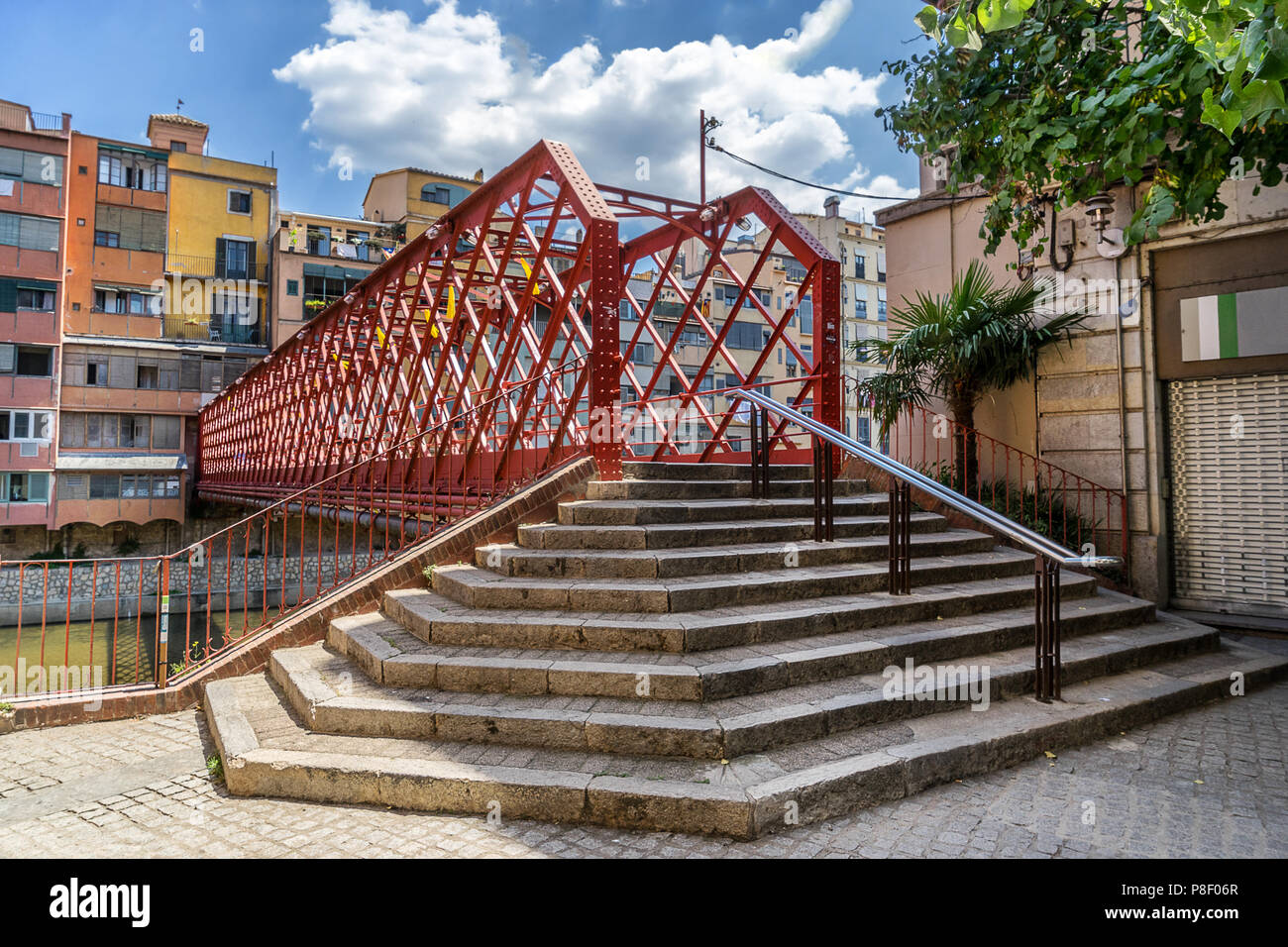 Eiffel bridge across the Onyar River in Girona Spain Stock Photo - Alamy