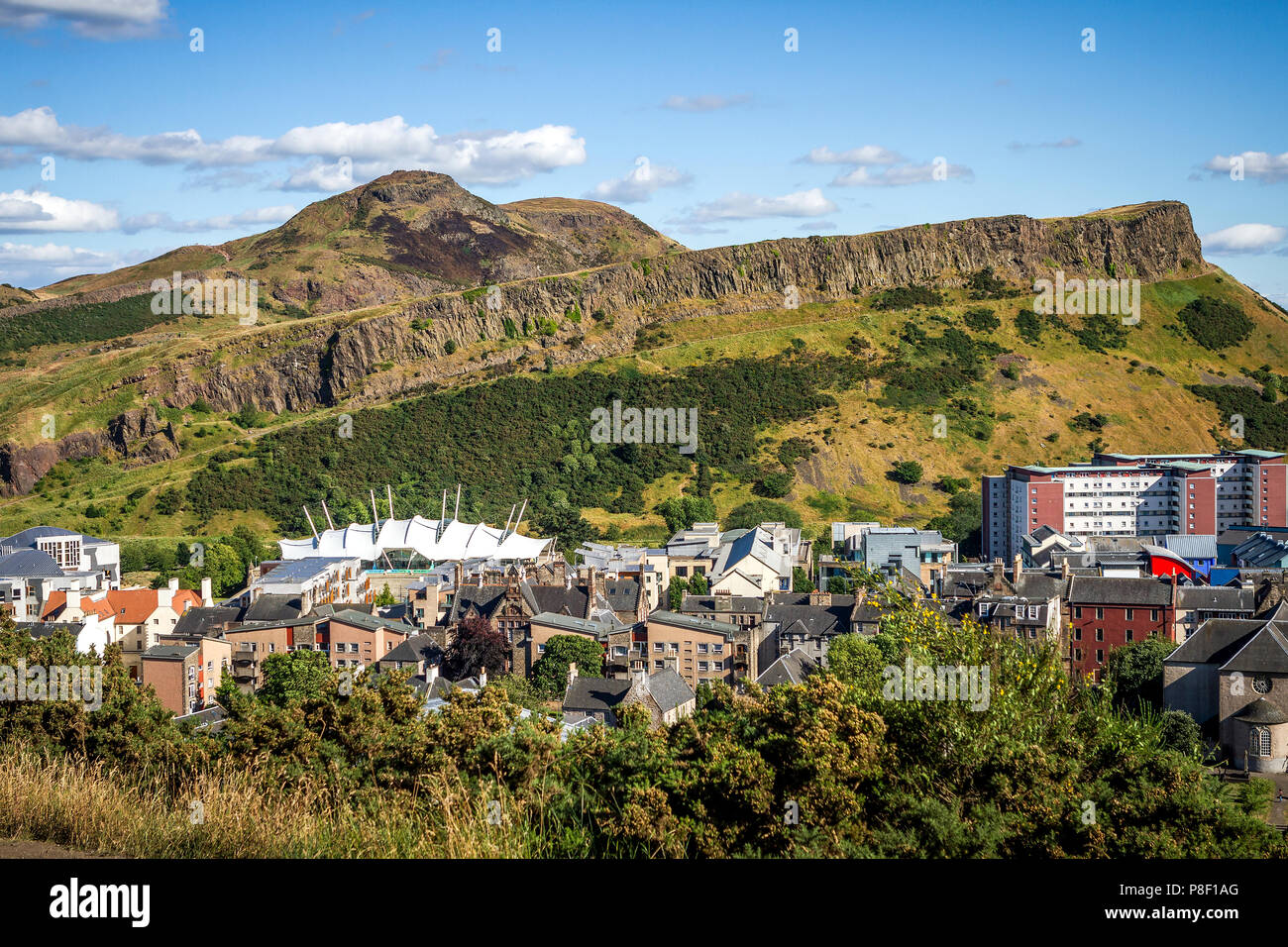 Edinburgh from salisbury craggs hi-res stock photography and images - Alamy