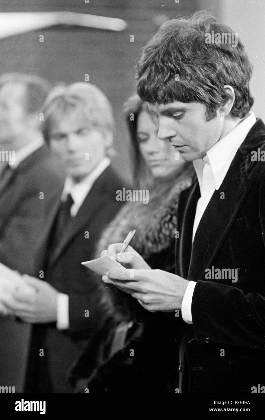Stardust (1974) David Essex, Adam Faith, Date: 1974 Stock Photo - Alamy