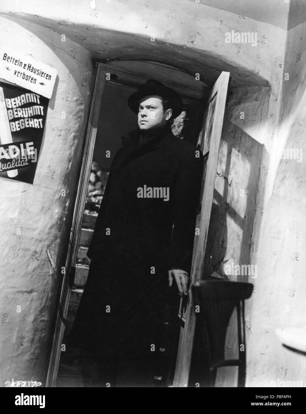 Orson welles the third man Black and White Stock Photos & Images - Alamy